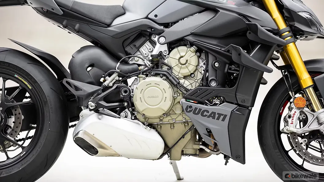 Ducati Streetfighter V4 Engine From Right Image – BikeWale