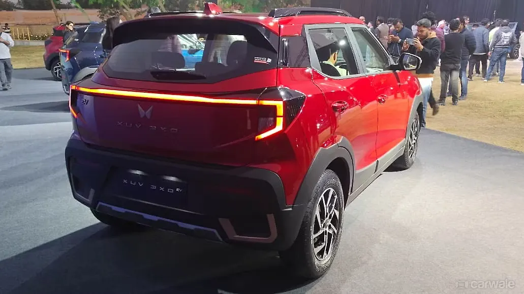 XUV 3XO EV 360-Degree Camera Control Image, XUV 3XO EV Photos in India ...