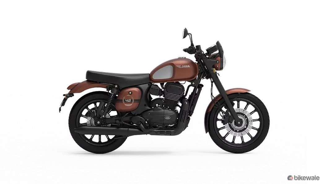 Jawa 42 Right Front Three Quarter Image – BikeWale