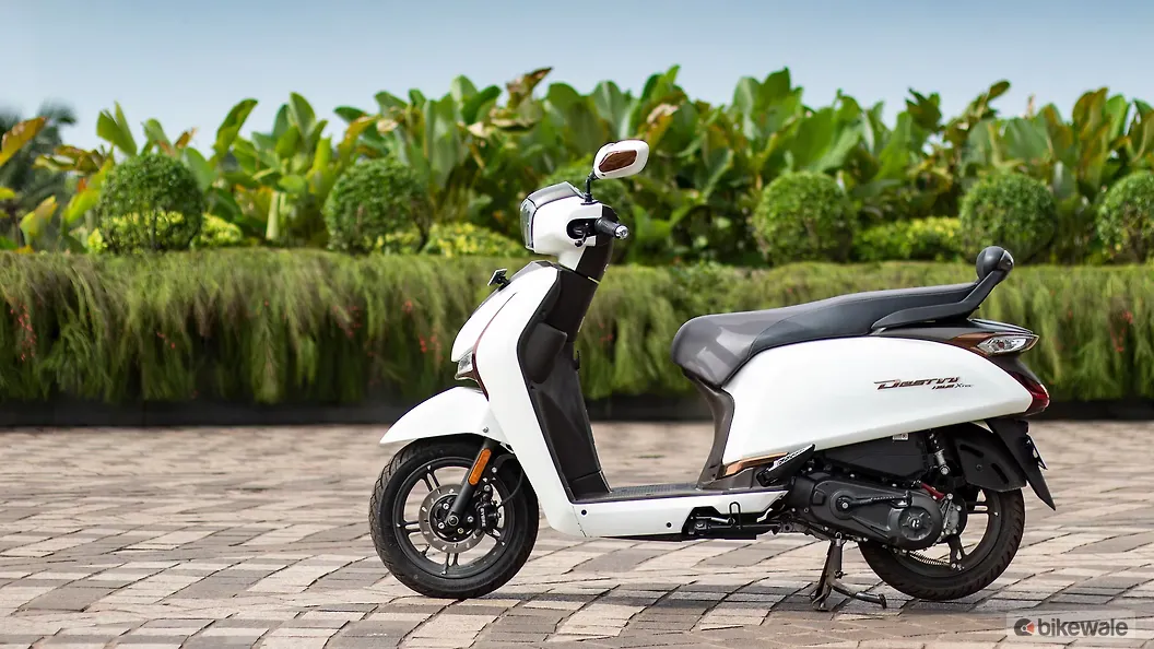 Hero Destini 125 Right Side View Image – BikeWale