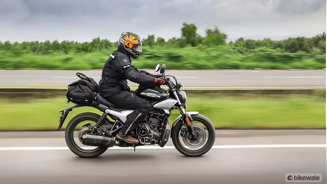 Hero Mavrick 440 Right Side View Image – BikeWale