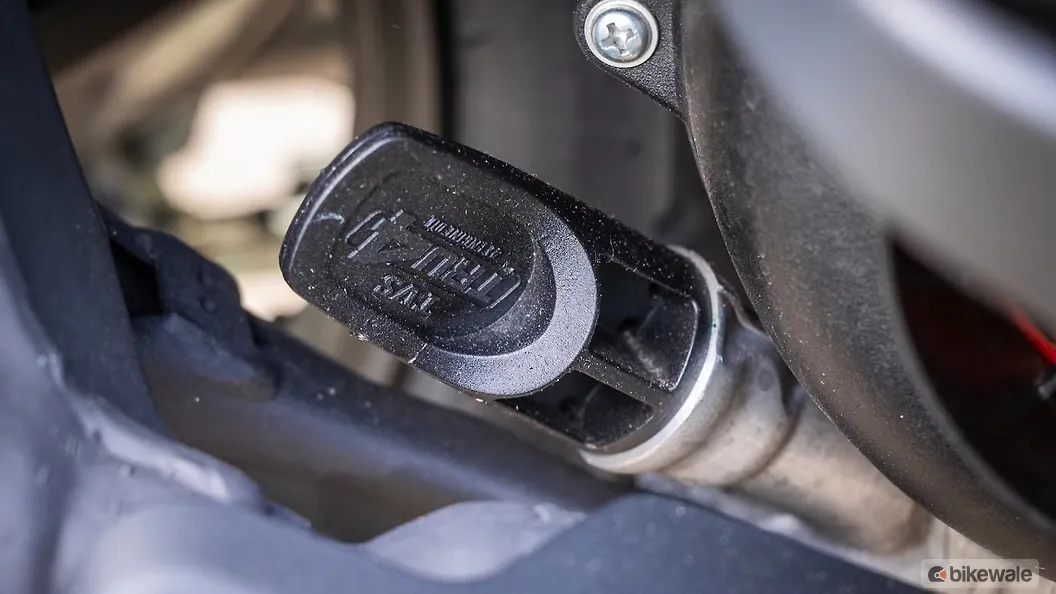 TVS Jupiter Choke Knob Image – BikeWale