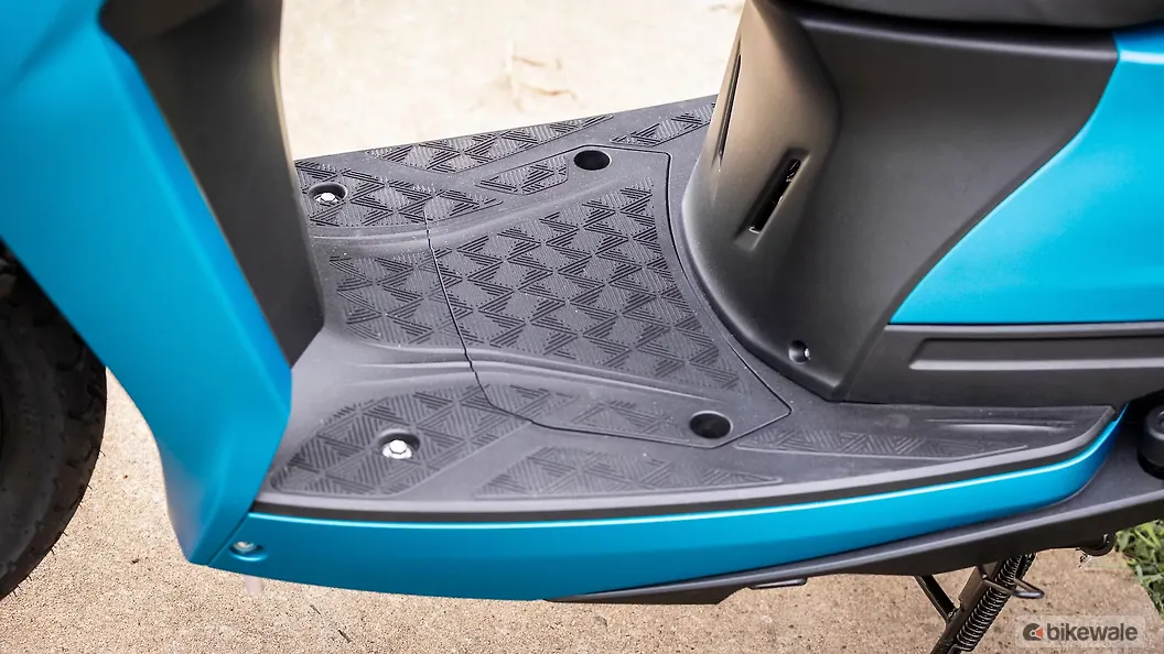 TVS Jupiter Key Ignition Image – BikeWale