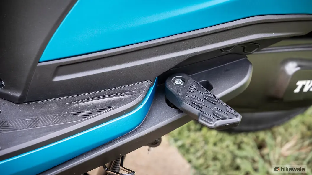 TVS Jupiter Underseat Storage Image – BikeWale