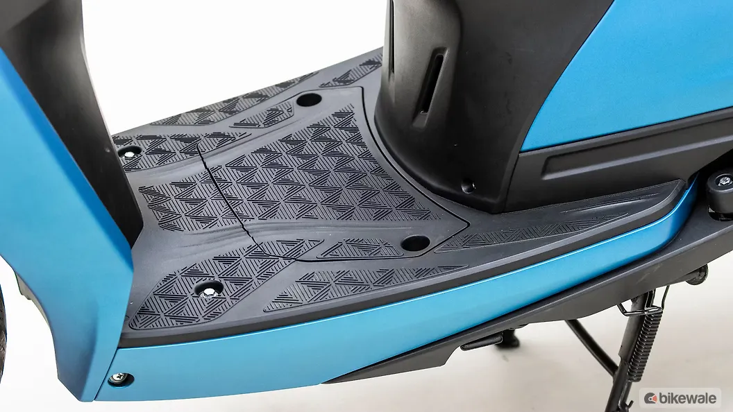 TVS Jupiter Pillion Footrest Image – BikeWale