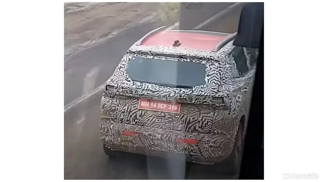 Kylaq Right Rear Three Quarter Image, Kylaq Photos in India - CarWale