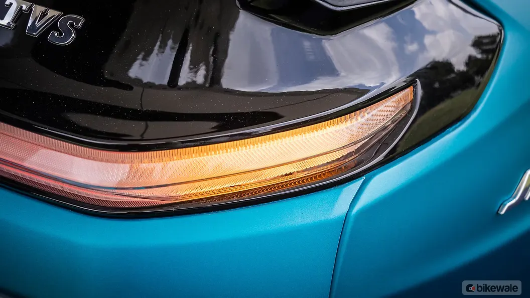 TVS Jupiter Rear Turn Indicators Image – BikeWale