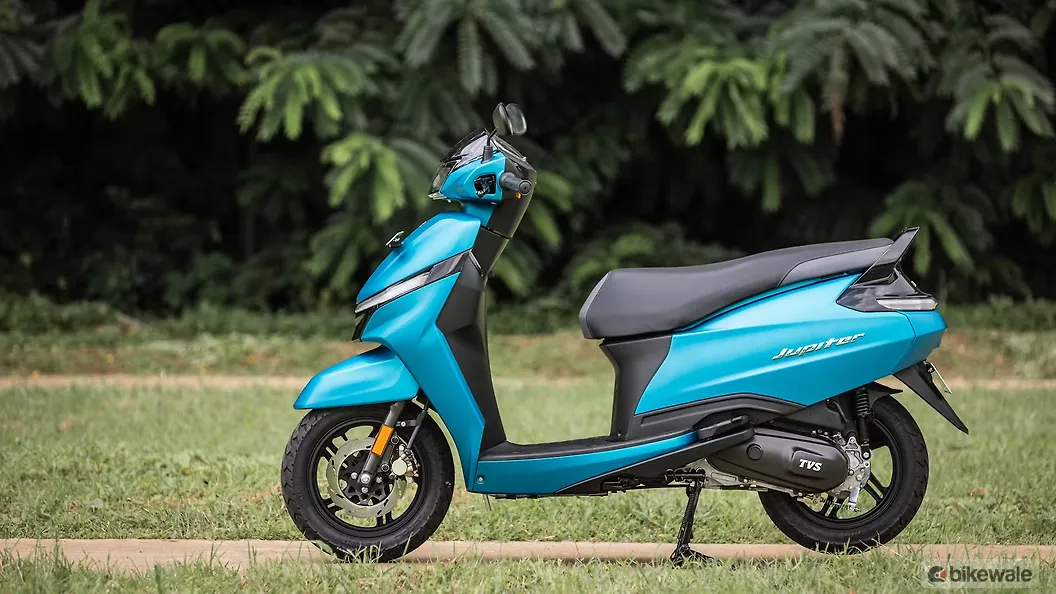 TVS Jupiter Rear View Image – BikeWale