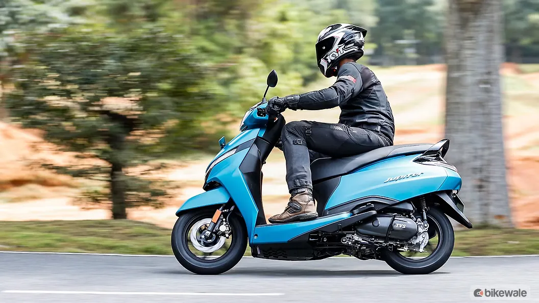 TVS Jupiter Front View Image – BikeWale