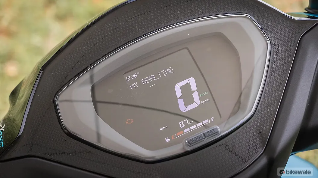 TVS Jupiter Underseat Storage Image – BikeWale