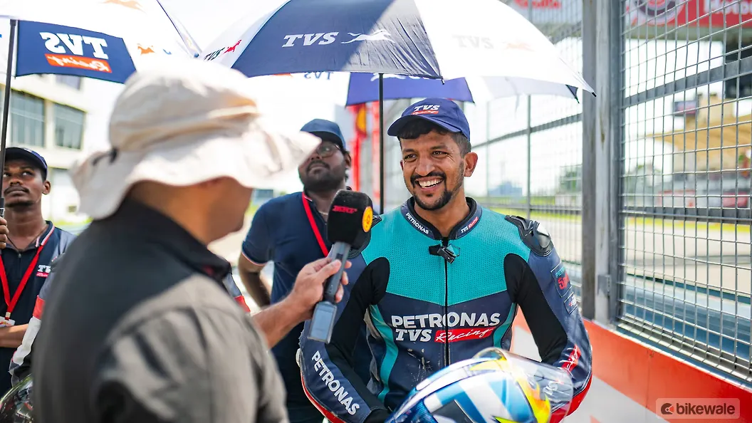 TVS Apache RTR 200 4V Front View Image – BikeWale