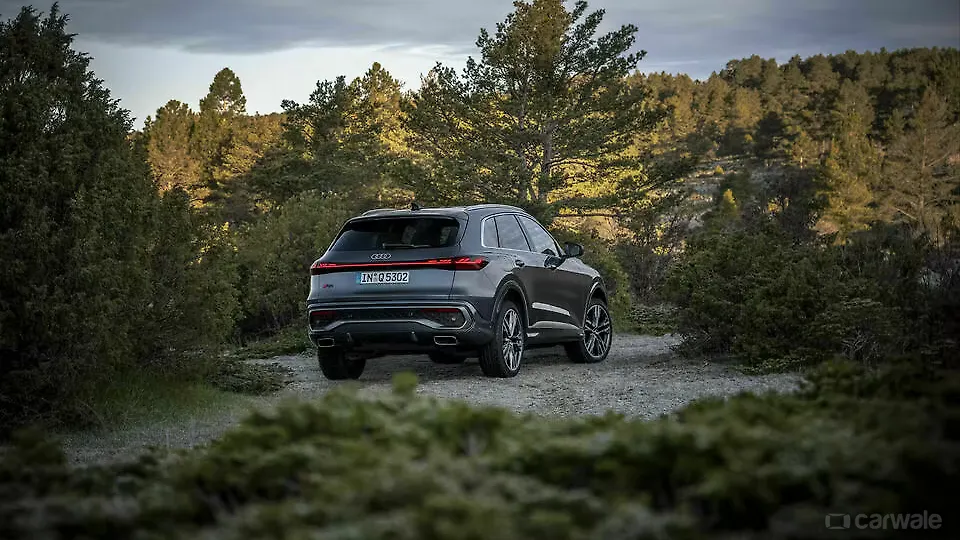 New Q5 third-gen Right Rear Three Quarter Image, New Q5 third-gen ...