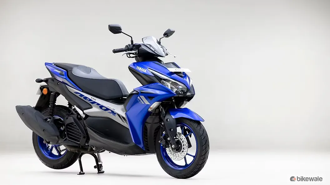 Yamaha Aerox 155 Right Front Three Quarter Image – BikeWale