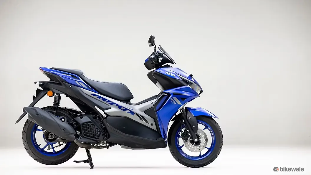 Yamaha Aerox 155 Right Side View Image – BikeWale