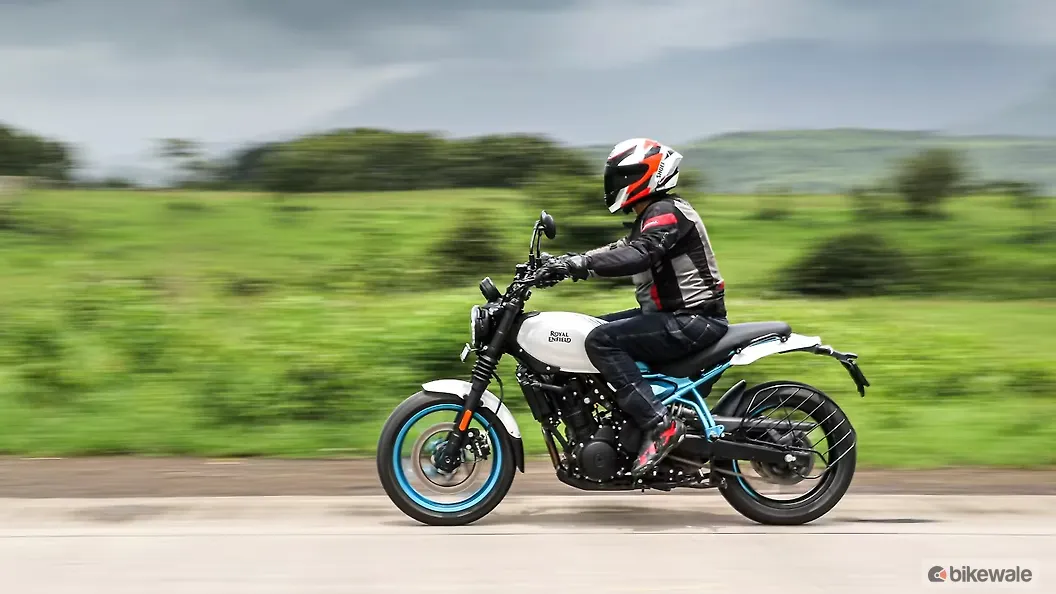 Royal Enfield Guerrilla 450 Right Rear Three Quarter Image – BikeWale