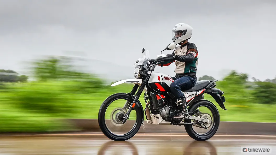 Hero Xpulse 200 4V Fuel Tank Image – BikeWale