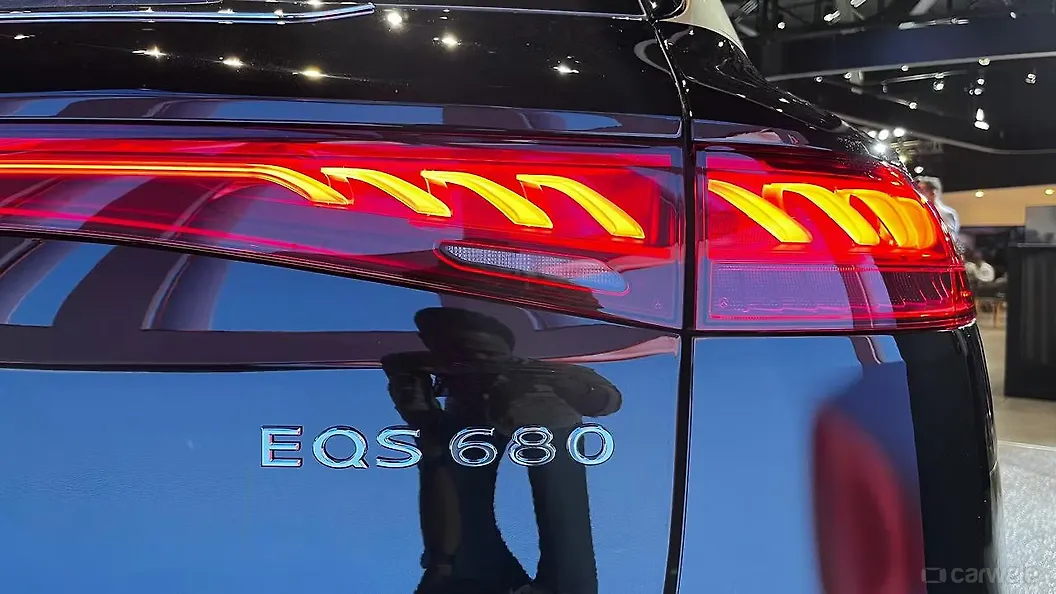 Maybach EQS SUV Rear Badge Image, Maybach EQS SUV Photos in India - CarWale