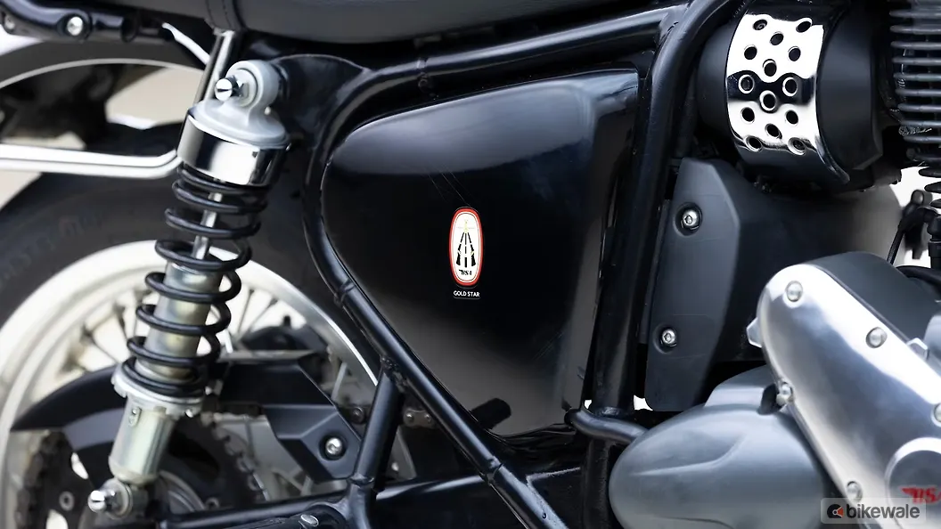 BSA Gold Star 650 Right Side View Image – BikeWale