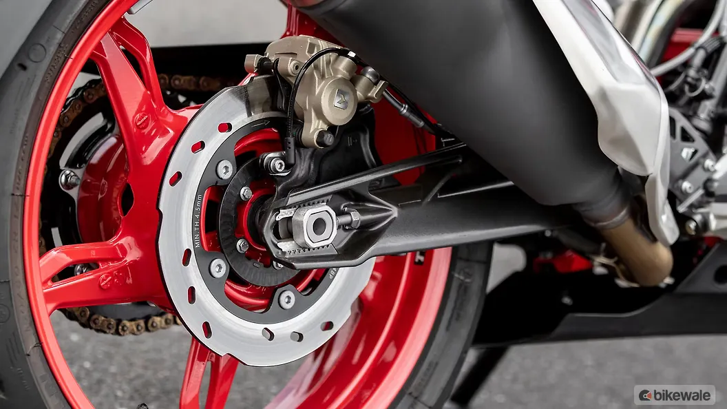 TVS Apache RR 310 Engine From Right Image – BikeWale