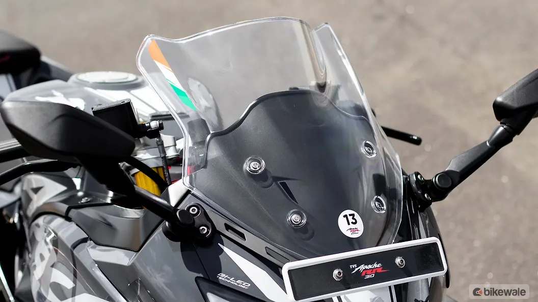 TVS Apache RR 310 Handlebar Image – BikeWale