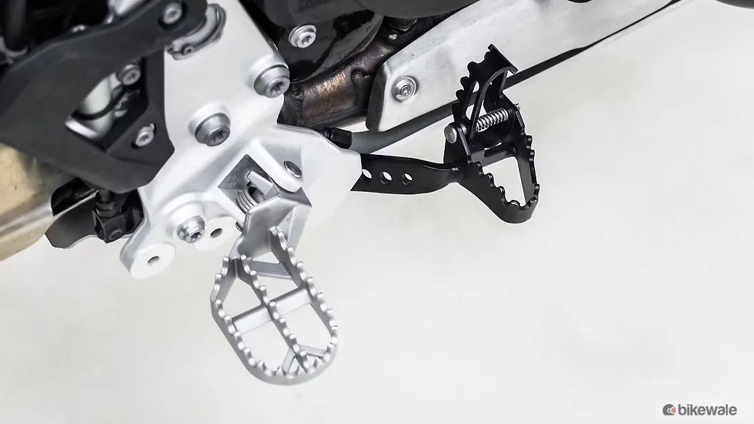 BMW F 900 GS Self Start Switch Image – BikeWale