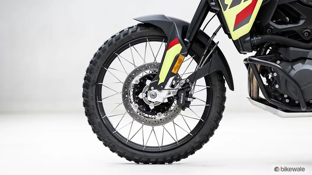 BMW F 900 GS Front Suspension Preload Adjuster Image – BikeWale