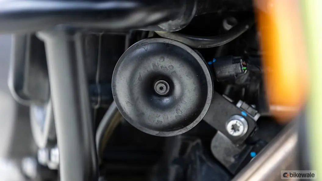 BMW F 900 GS Front Wheel Image – BikeWale