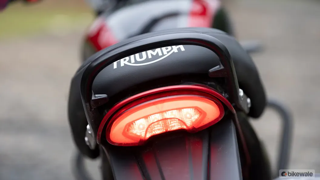 Triumph Speed T4 Tail Light Image – BikeWale