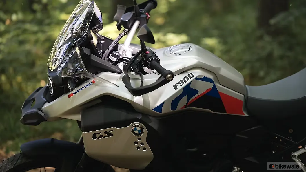 BMW F 900 GS Adventure Fuel Tank Image – BikeWale