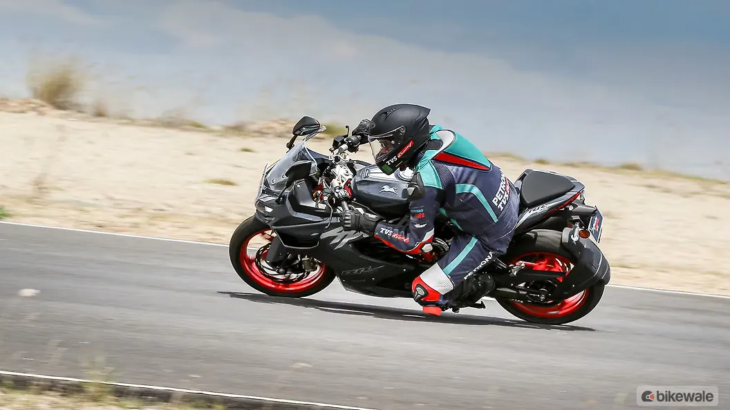 TVS Apache RR 310 Left Side View Image – BikeWale