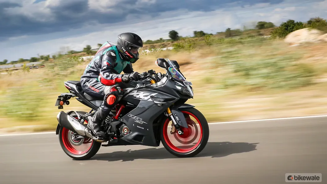 TVS Apache RR 310 Right Side View Image – BikeWale