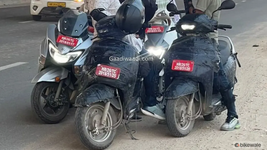 Suzuki Access 125 Right Front Three Quarter Image – BikeWale