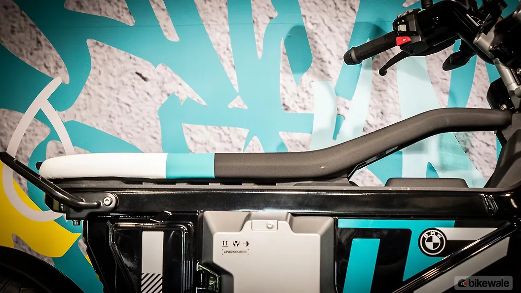 BMW CE 02 Seat Image – BikeWale