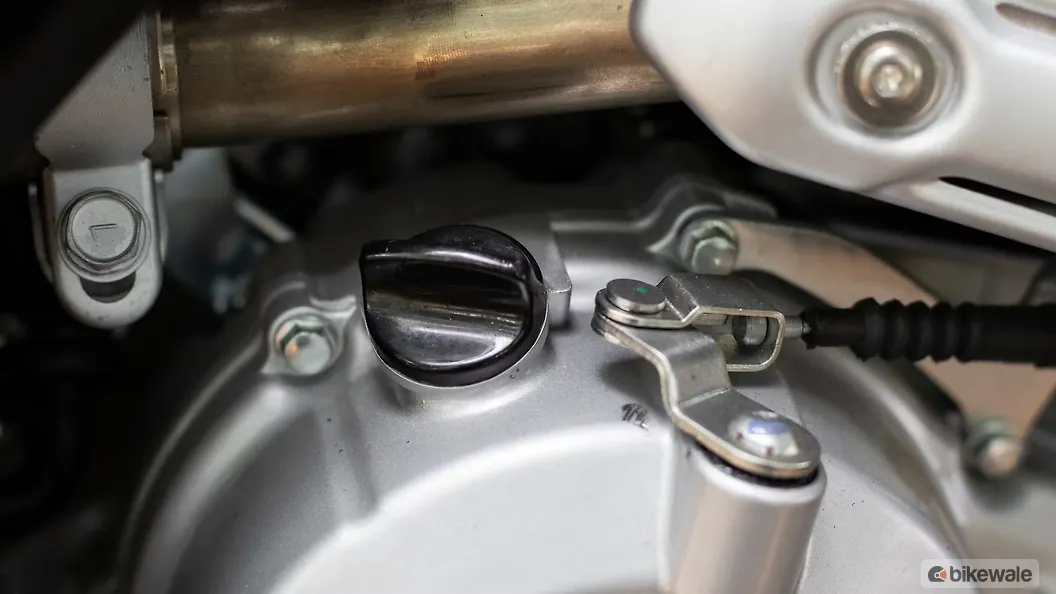 Kawasaki KLX 230 Oil Cap/Dipstick Image – BikeWale