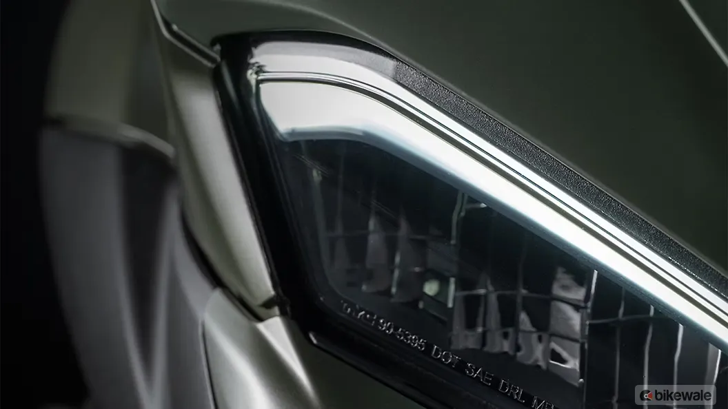 Ducati Multistrada V2 Daytime Running Lamp Image – BikeWale