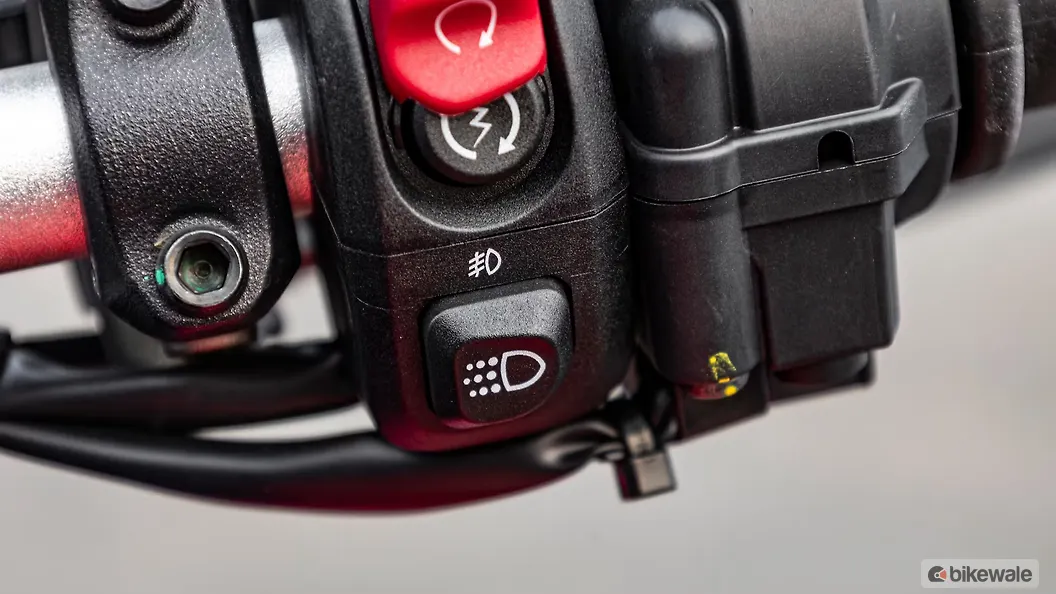 Ducati Multistrada V2 Daytime Running Lamp Switch Image – BikeWale