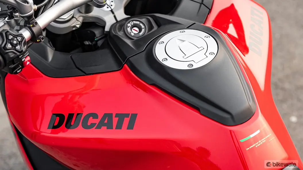 Ducati Multistrada V2 Fuel Tank Image – BikeWale
