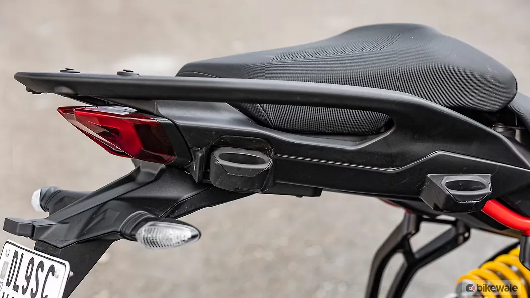Ducati Multistrada V2 Grab Rail Image – BikeWale