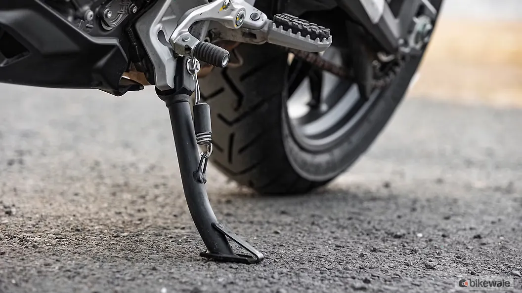 Ducati Multistrada V2 Side Stand Image – BikeWale