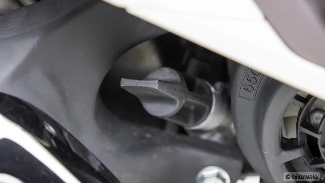 Suzuki Access 125 Oil Cap/Dipstick Image – BikeWale