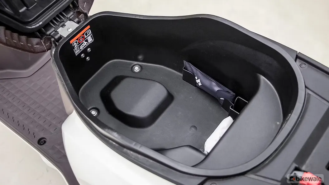 Suzuki Access 125 Underseat Storage Image – BikeWale