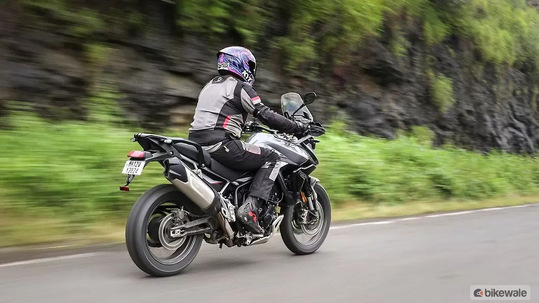 Triumph Tiger 900 Right Rear Three Quarter Image – BikeWale