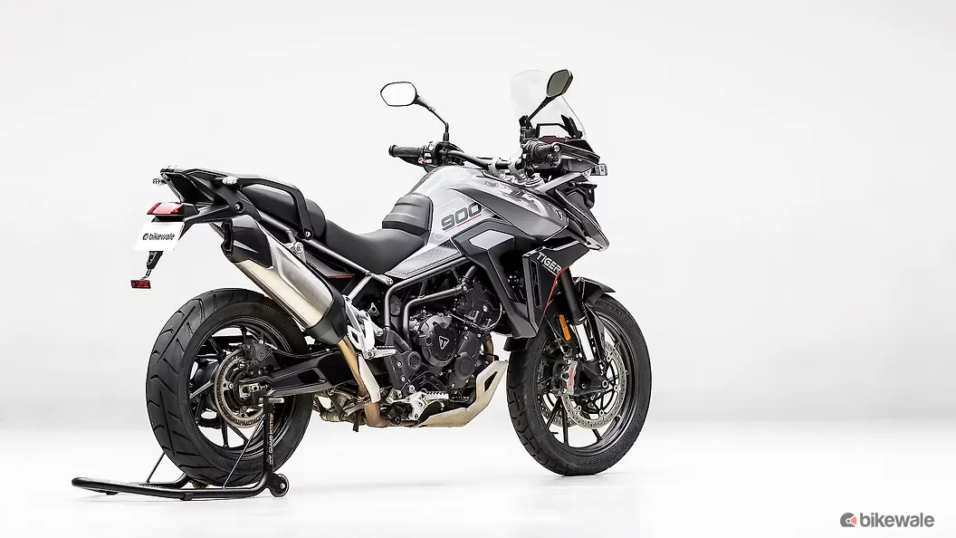 Triumph Tiger 900 Right Rear Three Quarter Image – BikeWale