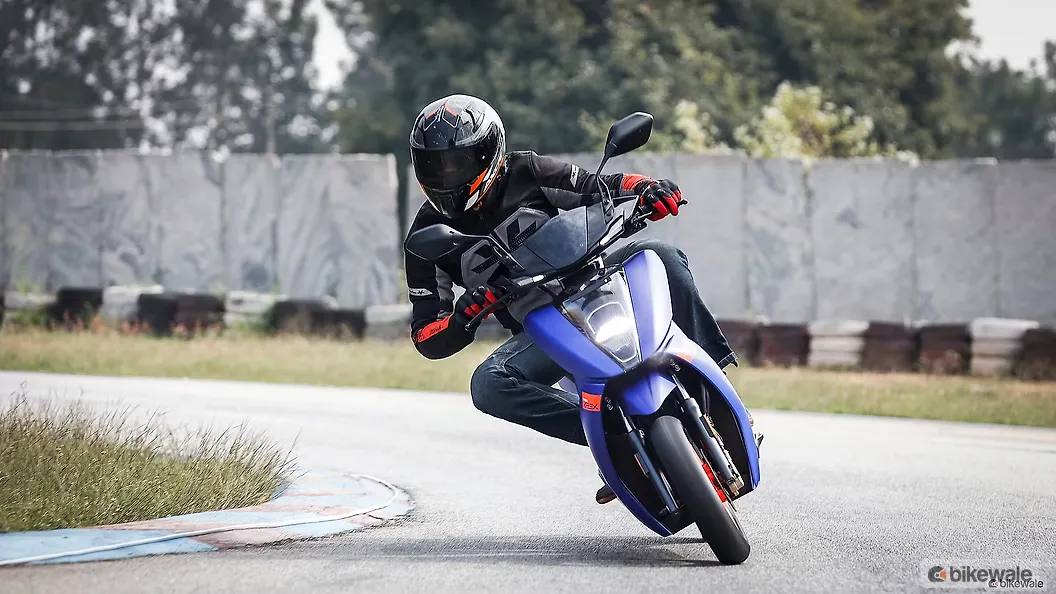 Ather 450 Apex Front View Image – BikeWale