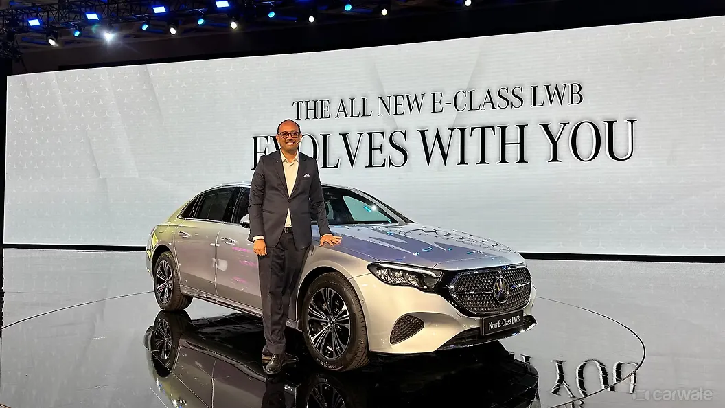 E-Class Right Front Three Quarter Image, E-Class Photos in India - CarWale