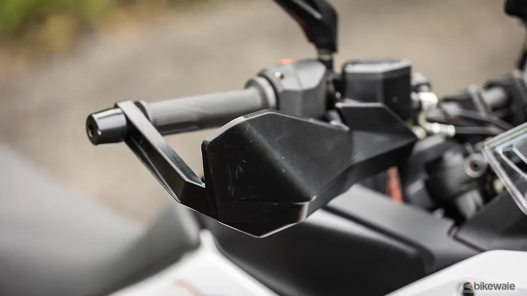 KTM 250 Adventure Hand Guards Image – BikeWale
