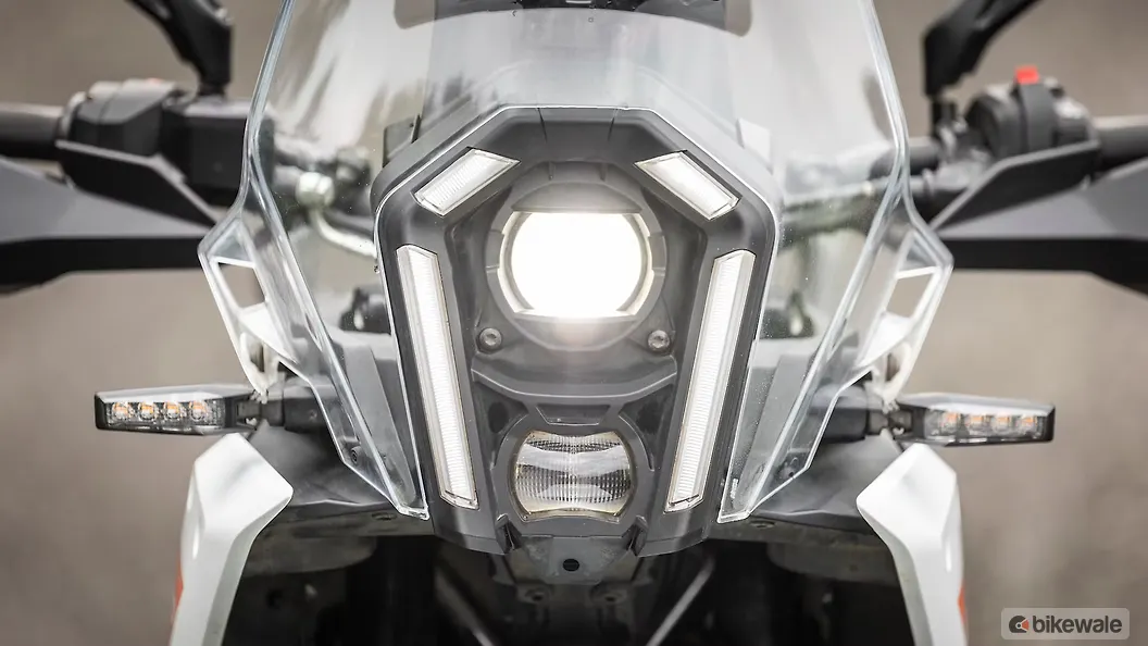 KTM 250 Adventure Gear Shift Lever Image – BikeWale