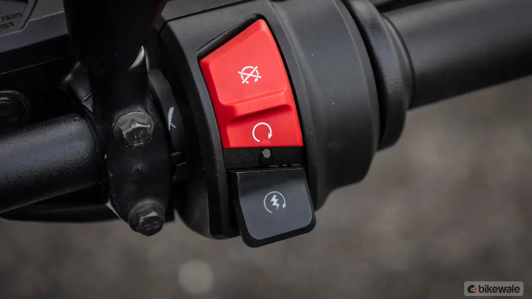 KTM 250 Adventure Kill Switch Image – BikeWale