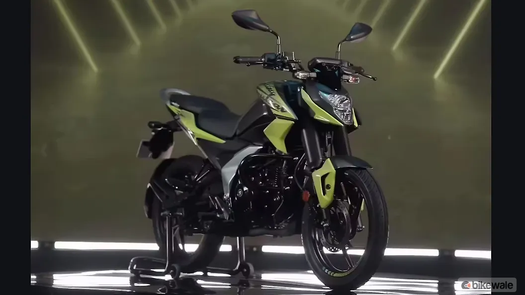 Bajaj Pulsar N125 Right Side View Image – BikeWale