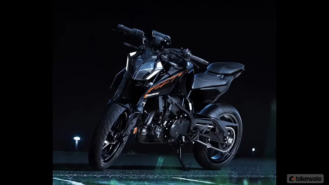 KTM 250 Duke Rear Swing Arm Image – BikeWale